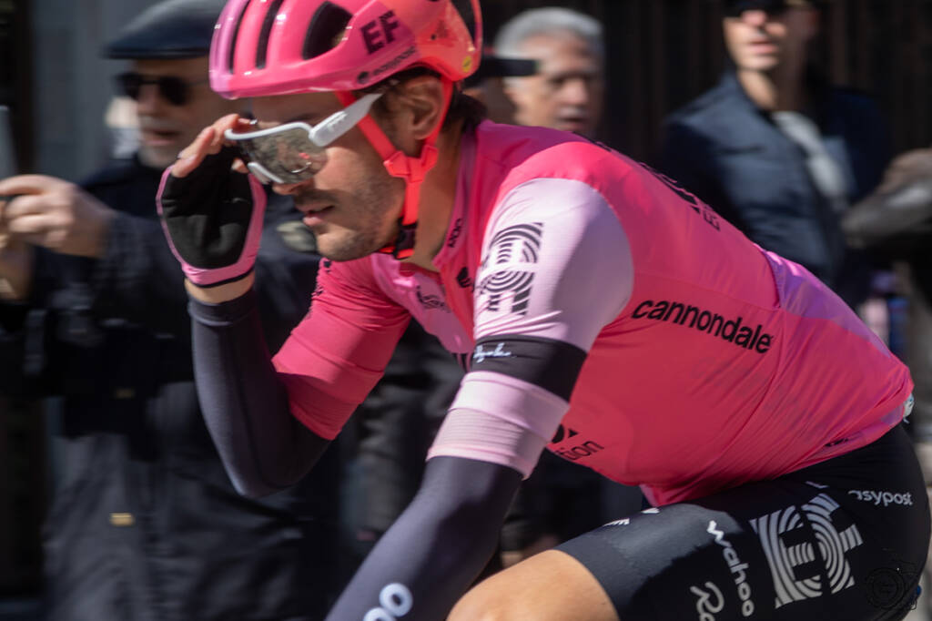 LIVE Giro di Svizzera 2024, tappa di oggi in DIRETTA: vittoria a Træen ...