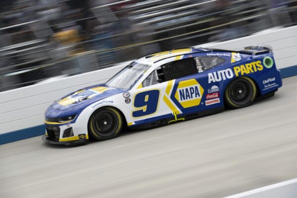 NASCAR, Elliott vince il Clash al Bowman Gray Stadium