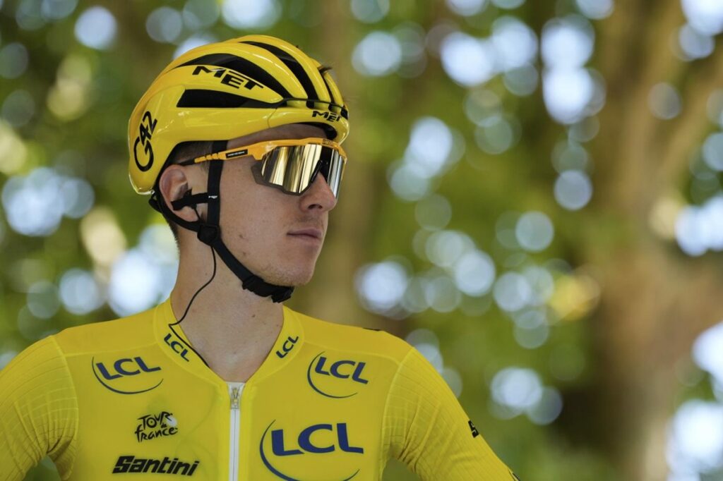 Tuktukatrol i was fascinated by Rocky and was eager to